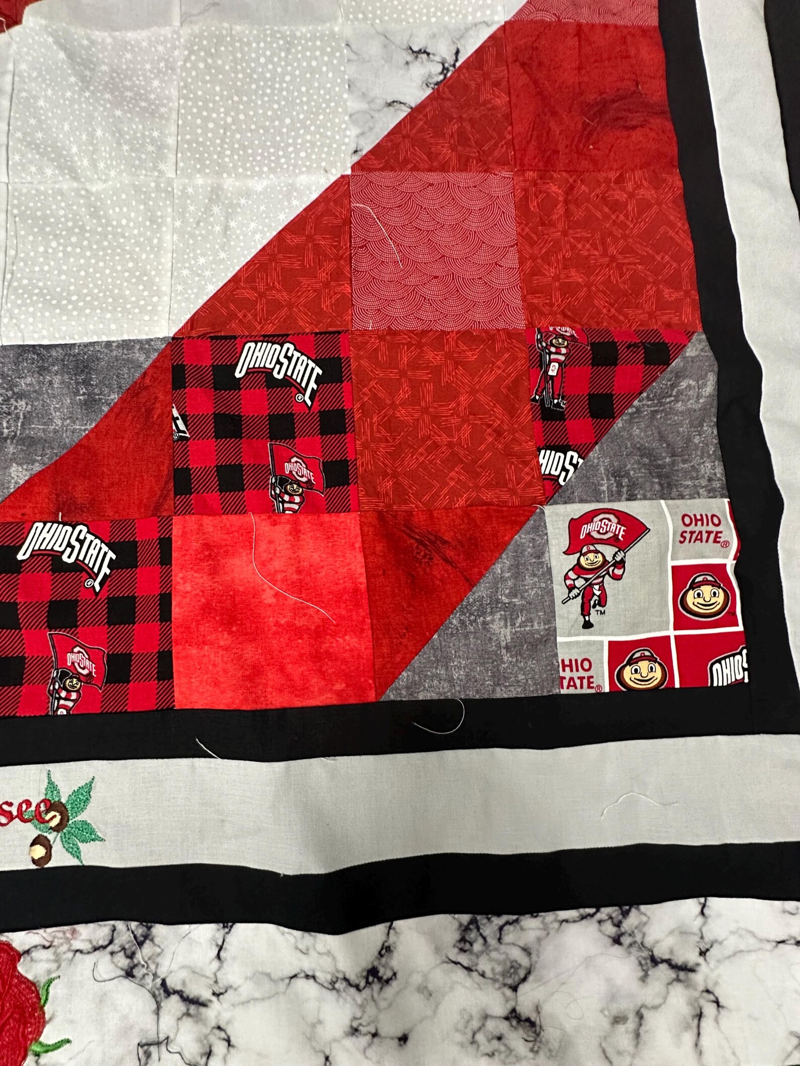 Ohio State Embroidered Quilt Kit: Precut Fabrics (74”x89”) - Etsy