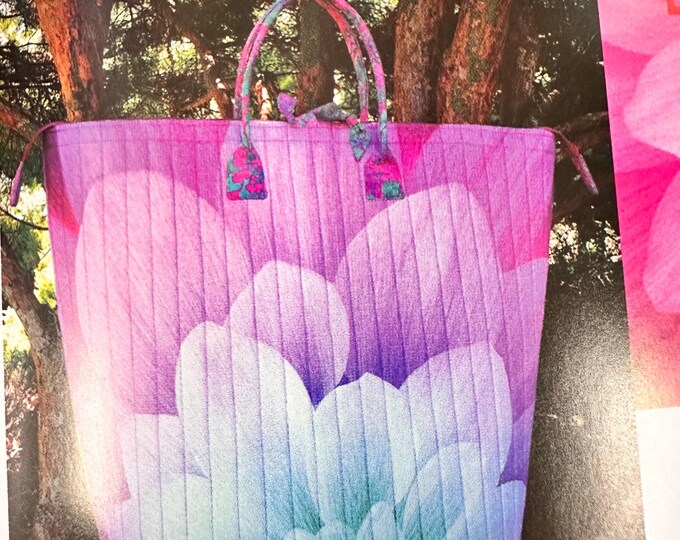 Aunties Two Patterns Happy Hauler Great for Panels 20”x18”x12” BIG BAG ...