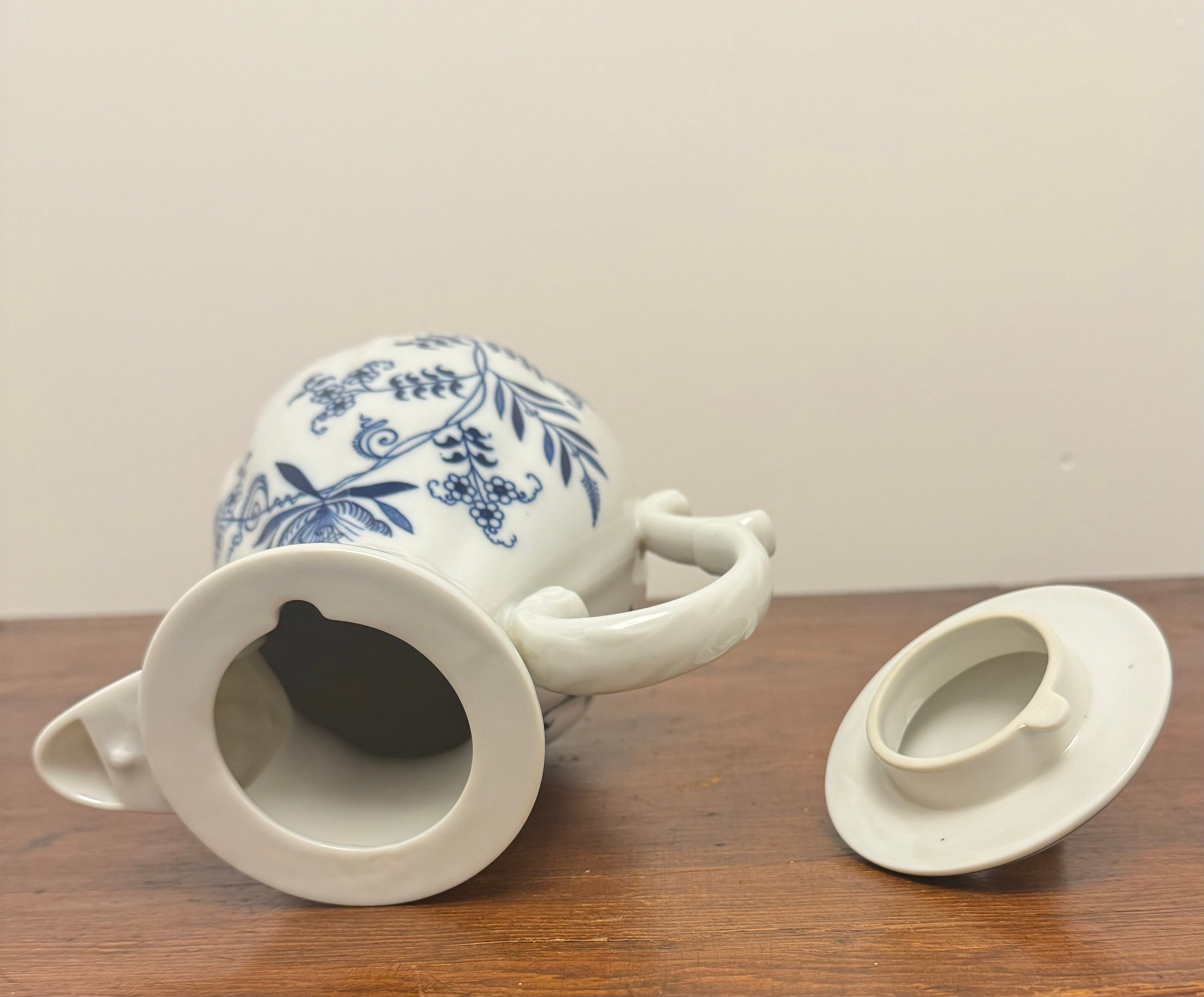 Blue Danube Mini Coffee Pot W/lid and 4 Mugs - Ribbon Backstamp - Etsy