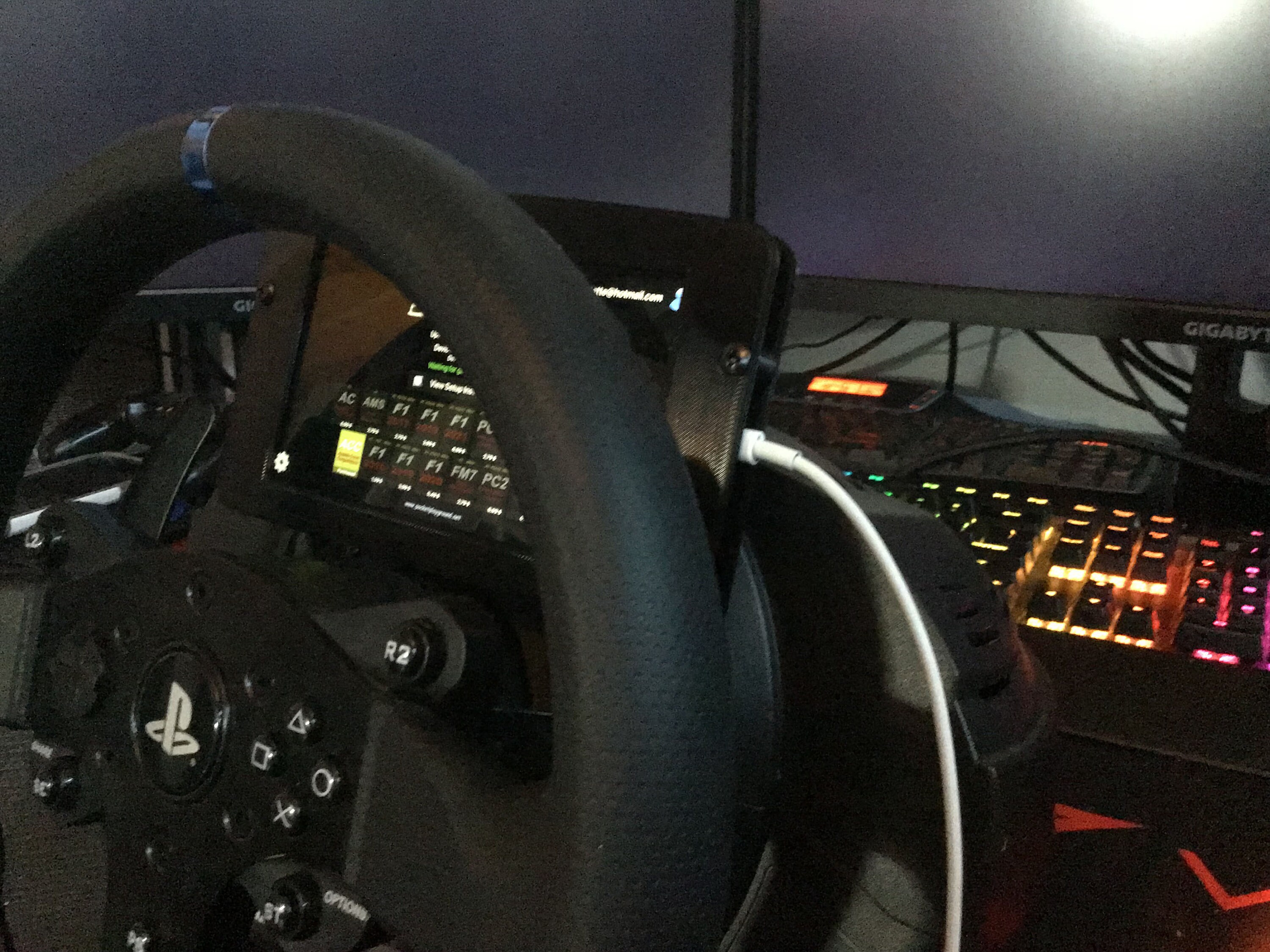 Thrustmaster Dashboard Phone Stand Mount for T300 / TX - Etsy Canada