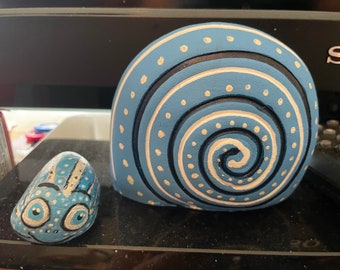 Snail Painted Rocks - Etsy
