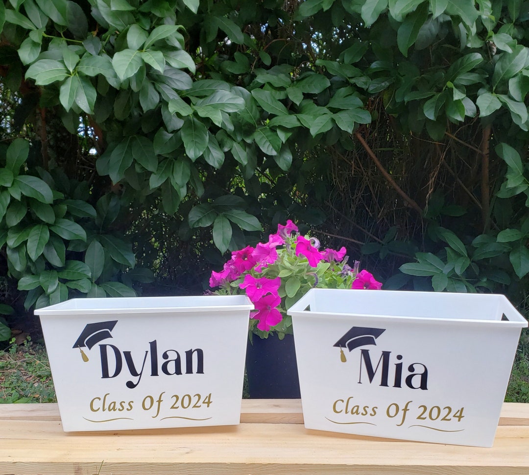 Personalized Graduation Basket, Custom Class of 2025 Bucket, Grad Gift ...