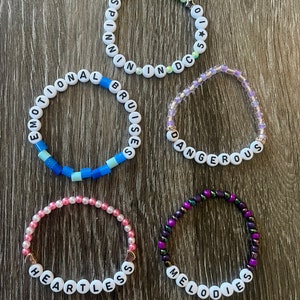 Madison Beer Bracelet Pack | Friendship Bracelets for Trading at ...