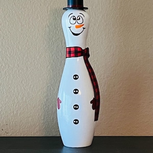 Mini Bowling Pin Snowman, Painted Wooden Snowman - Etsy