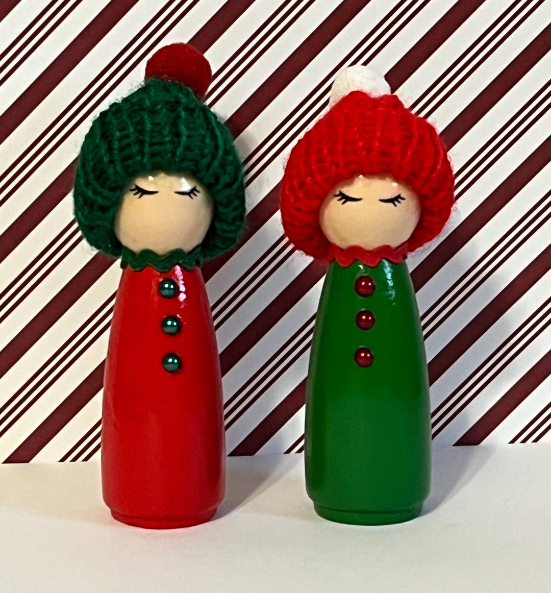 Christmas Peg Dolls, Hand Painted Peg Dolls - Etsy