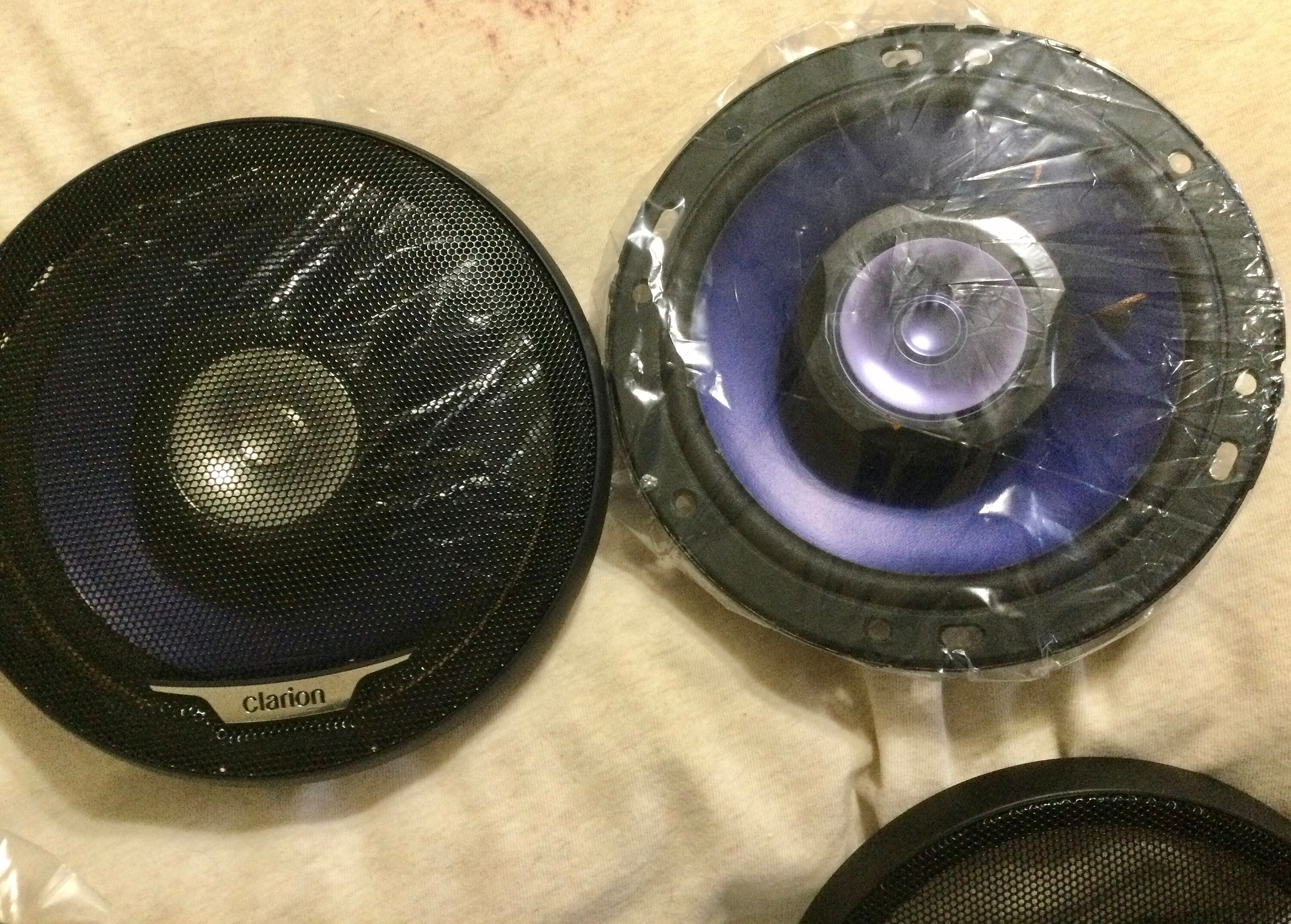 Two Sets of Vintage Clarion Speakers Model SRR 1624 (two Boxes..both ...