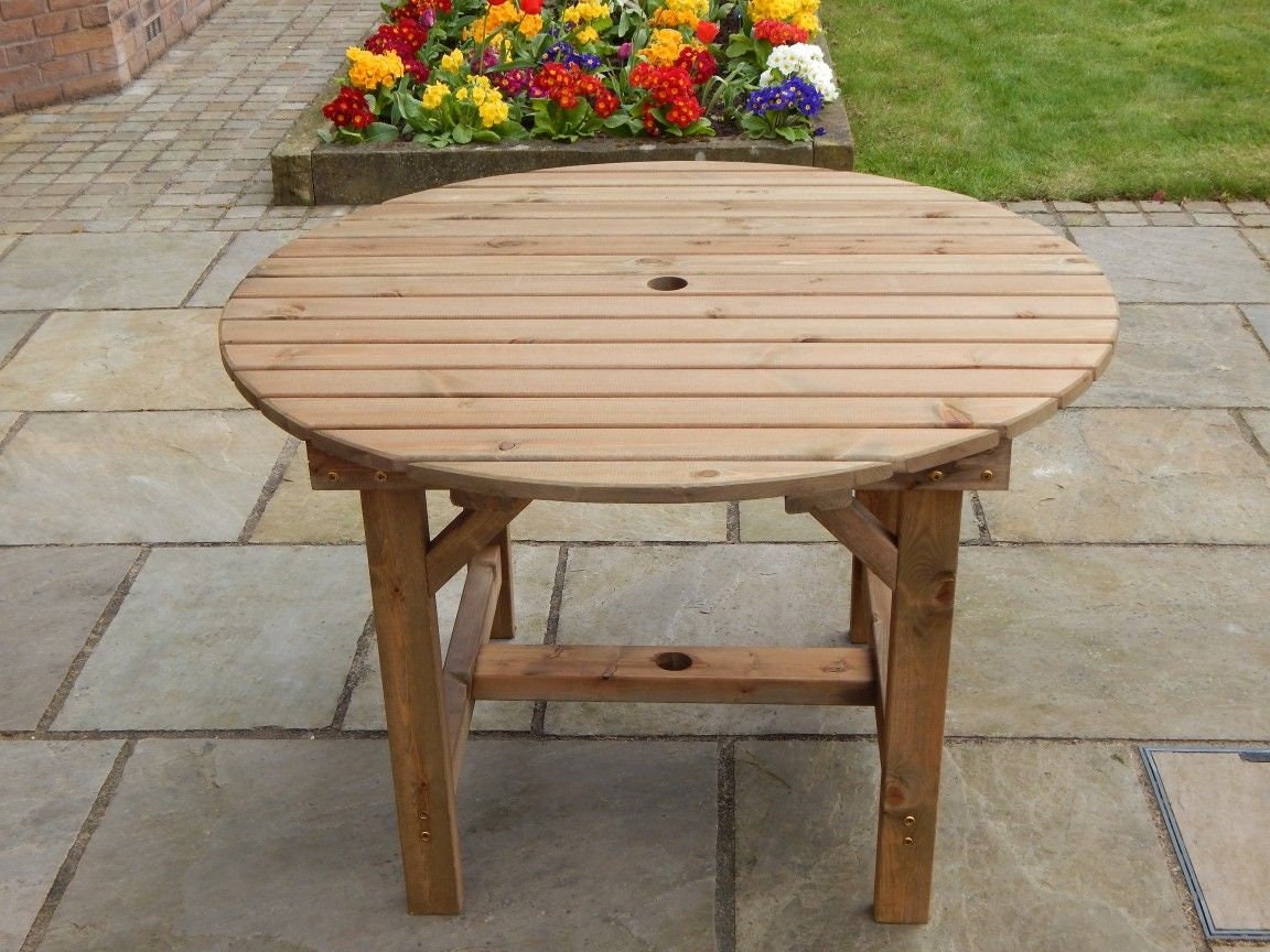 1.5 m round garden table store