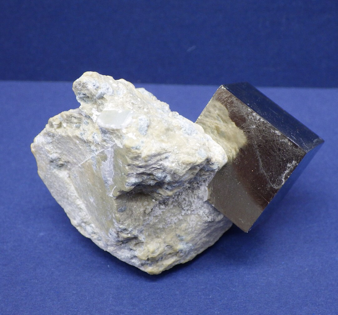 Pyrite on Limestone Matrix From Victoria Mine Navajun La Rioja - Etsy