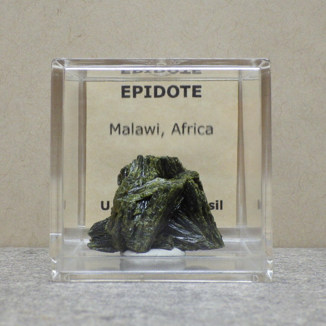 Beautiful Terminated Radial Epidote Spray in Ready to Display Acrylic ...