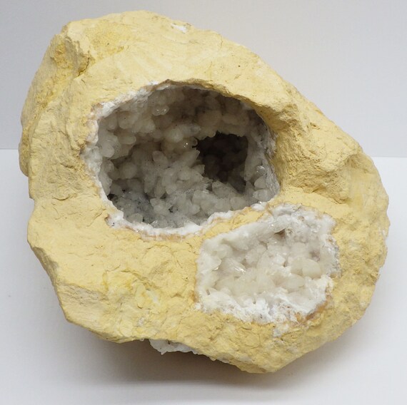 Large Moroccan Calcite Geode Almost 3lbs - Etsy