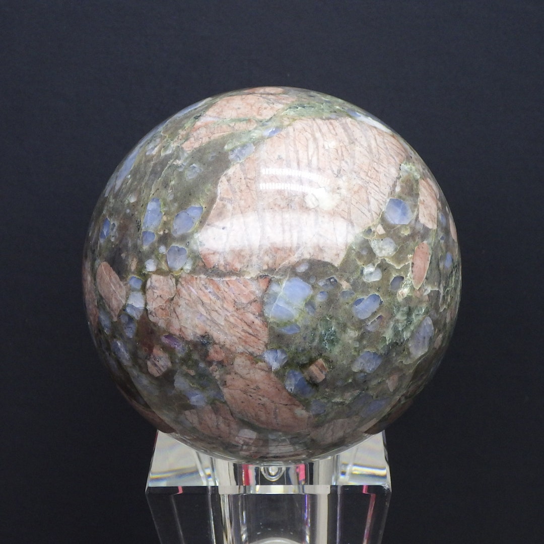 Que-sera Sphere Great Quality With Nice Blue Quartz. 2.4inches 61mm Que ...