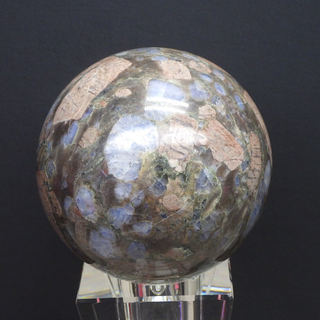 Que-sera Sphere Great Quality With Nice Blue Quartz. 2.4inches 61mm Que ...