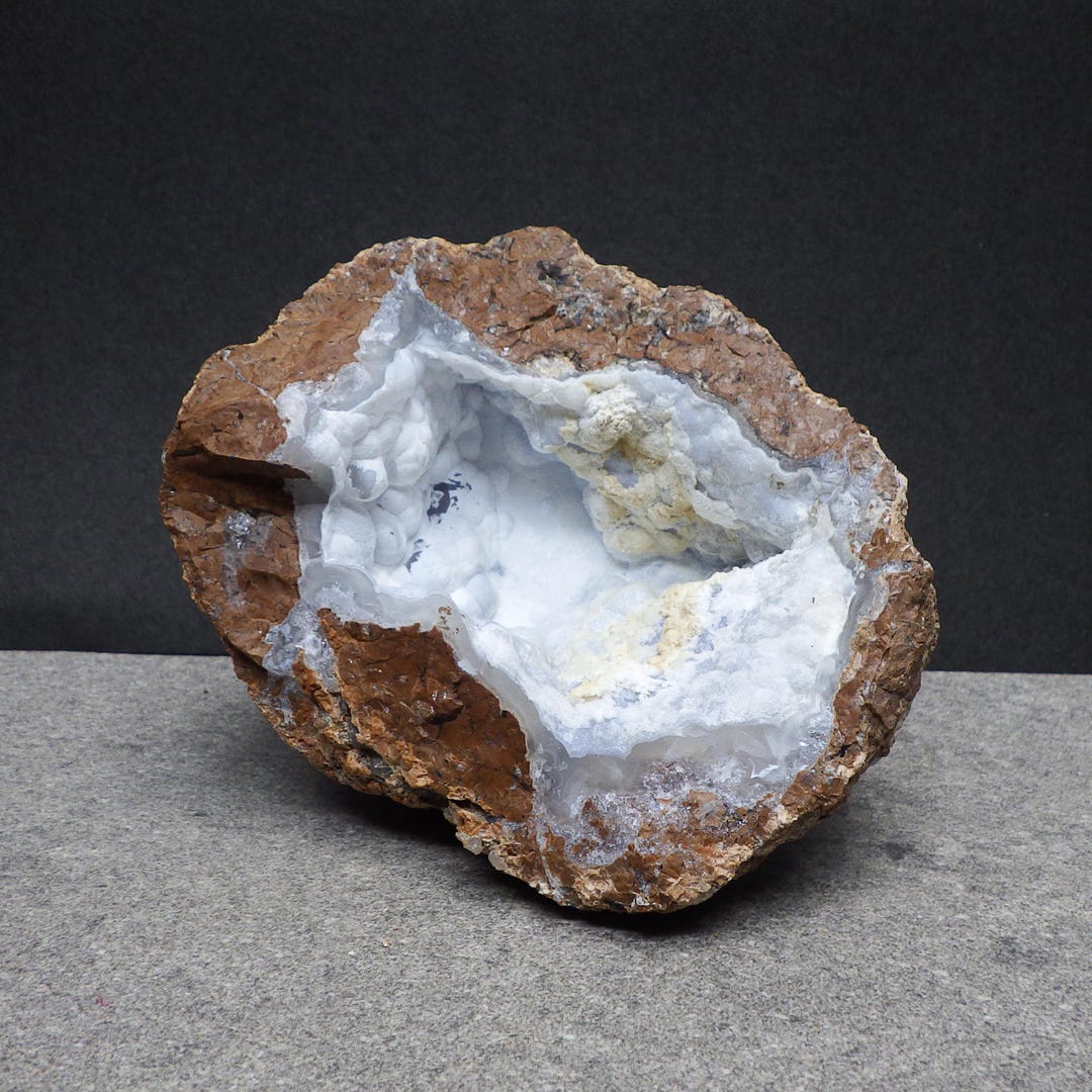 Great Botryoidal Chalcedony Geode From Mexico Great UV Mineral Specimen ...