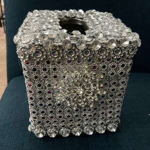 A 5.5H X 5.5W X 5.5D Handcrafted Facial Tissue Box Cover Designed With ...