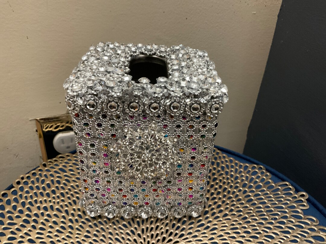 A 5.5H X 5.5W X 5.5D Handcrafted Facial Tissue Box Cover Designed With ...