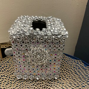 A 5.5H X 5.5W X 5.5D Handcrafted Facial Tissue Box Cover Designed With ...