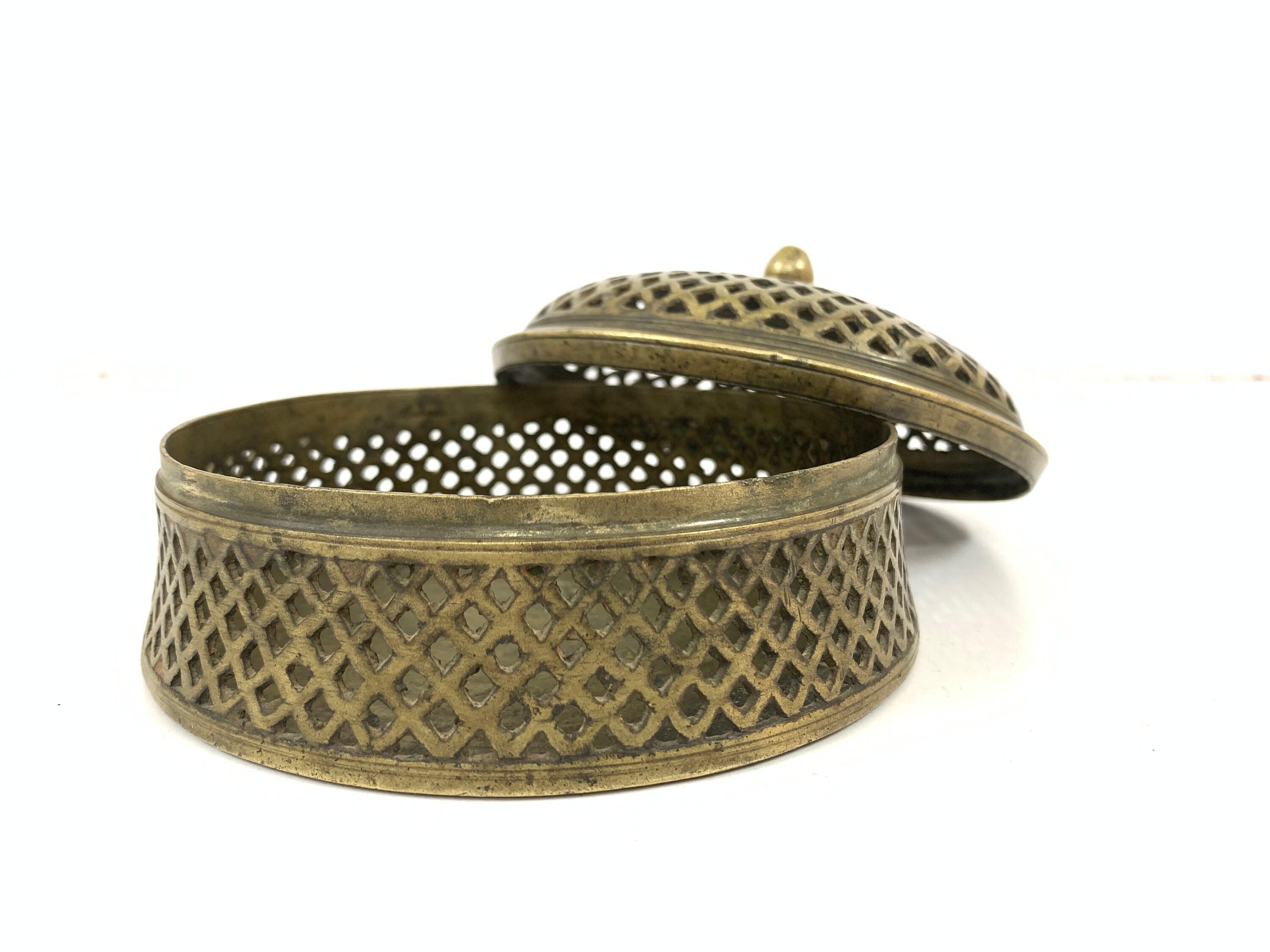 Antique Brass Mughal Pan Box / Jaali Box - Etsy