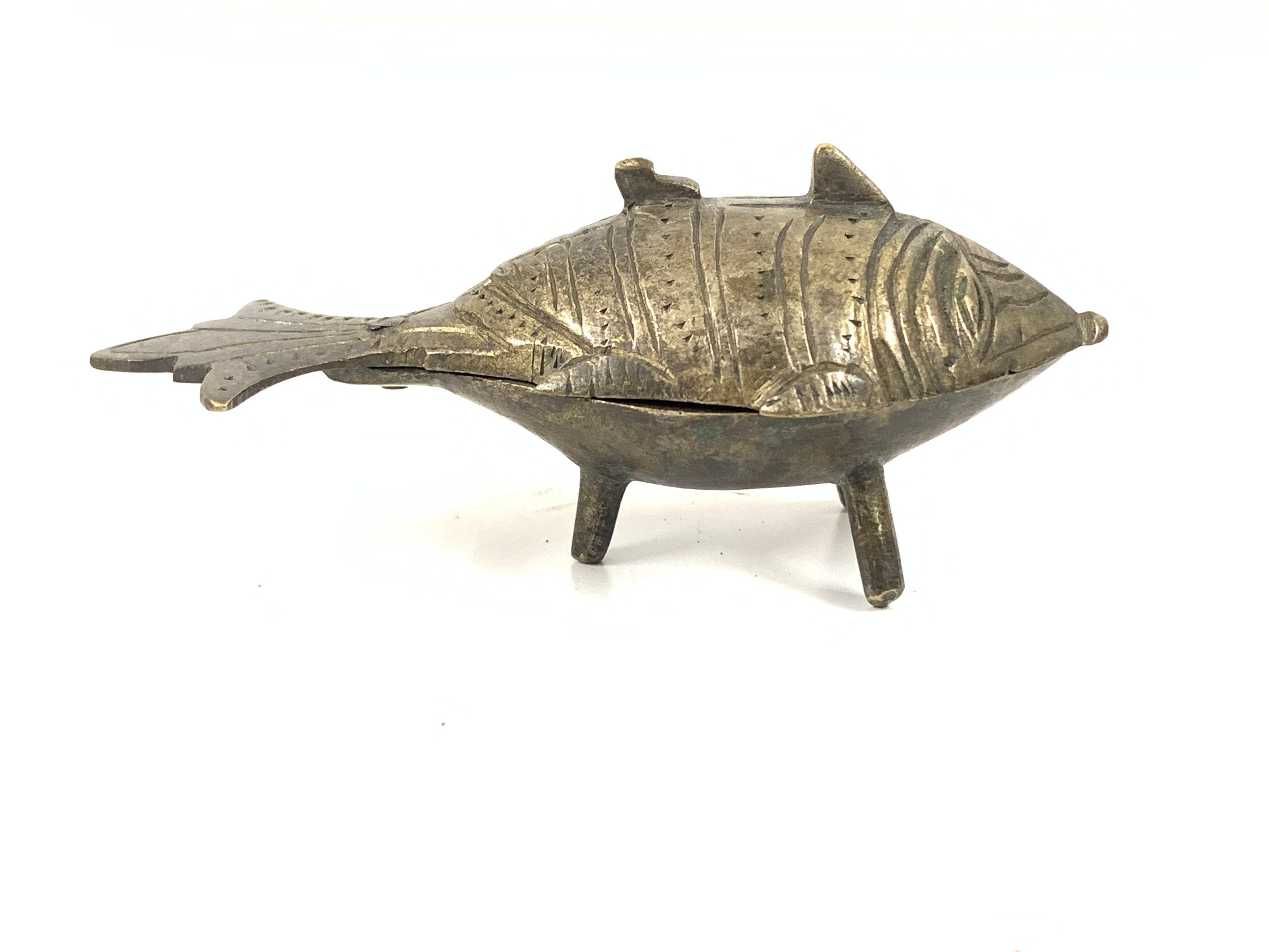 Vintage Brass Fish Surma Box/brass Collectible /fish Antimony Box ...