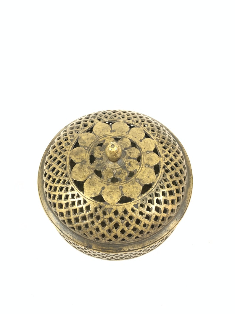 Antique Brass Mughal Pan Box / Jaali Box - Etsy