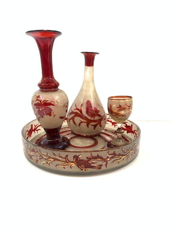Vintage Ruby Red Decanter Set with Vase - munimoro.gob.pe