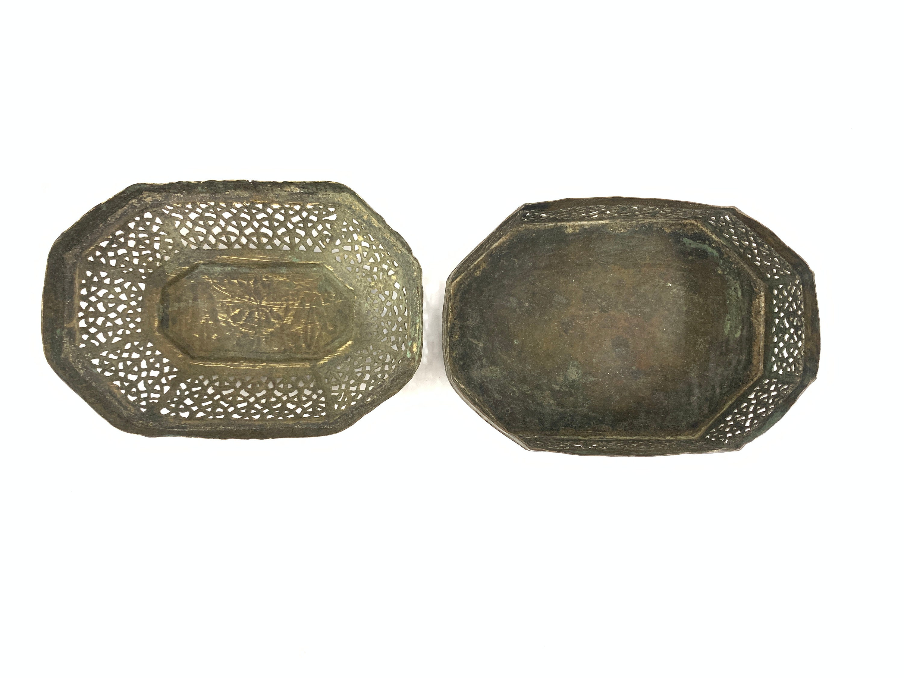 Brass Vintage Mughal Jali Box /bettle and Pan Box/vintage Box/old Brass ...