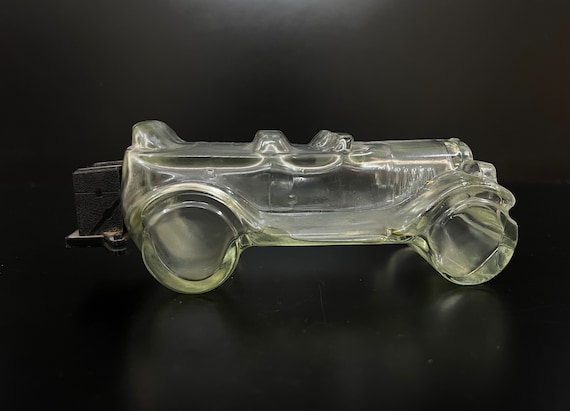 Vintage CAR shaped perfume bottle - Gem