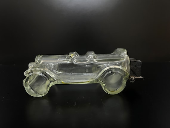 Vintage CAR shaped perfume bottle - Gem