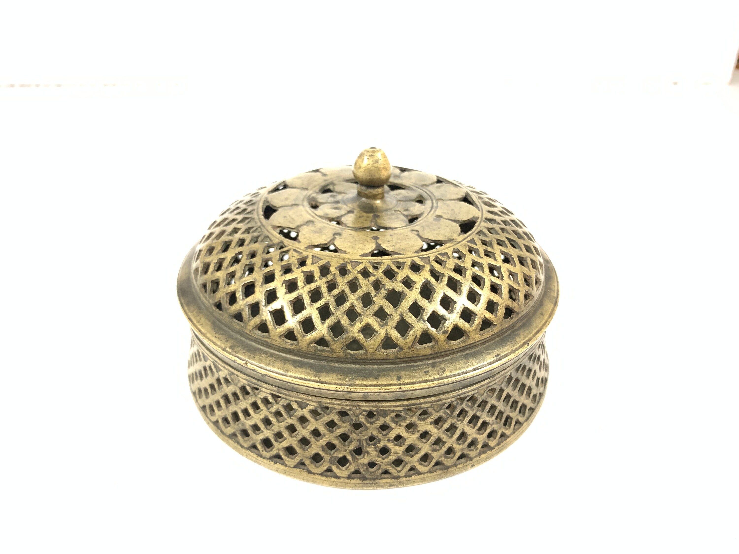Antique Brass Mughal Pan Box / Jaali Box - Etsy