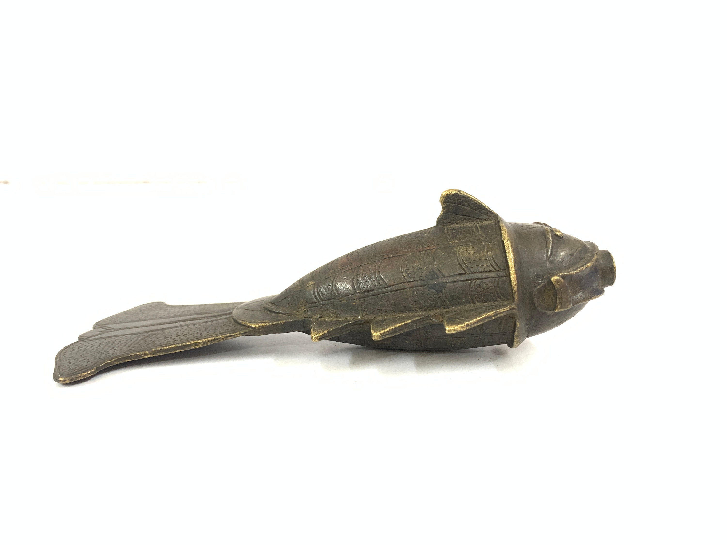 Antique Brass Fish Shaped Gun Powder Flask Antique Brass Fish Brood ...