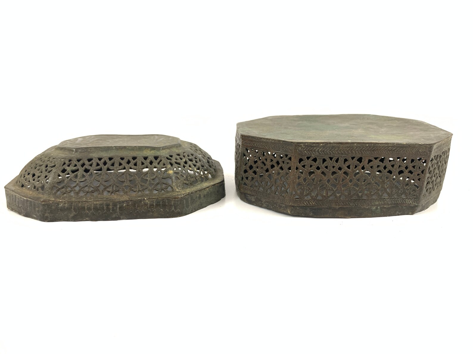 Brass Vintage Mughal Jali Box /bettle and Pan Box/vintage Box/old Brass ...