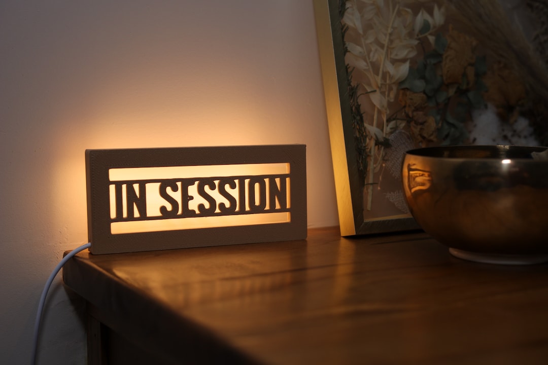 In Session LED Desk Sign: 3d-printed 6-inch USB Light With Switch - Etsy