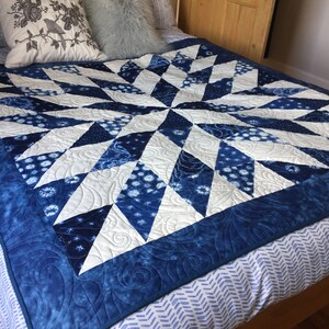 The Blue Star Quilt - Etsy