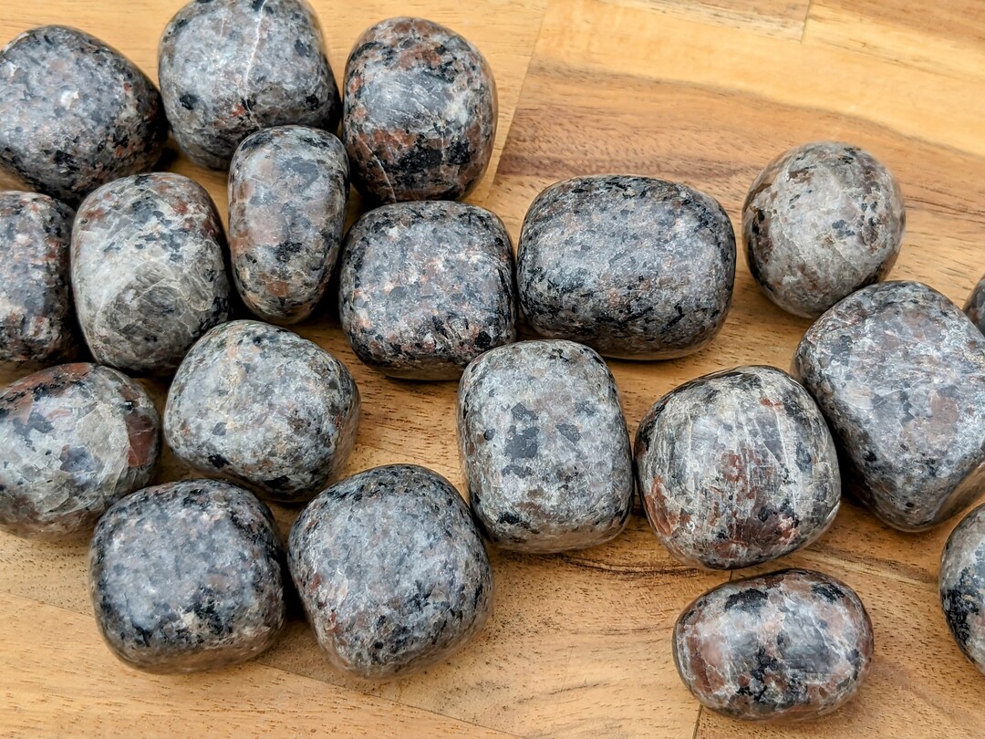 Genuine Yooperlite Tumbled Stones UV Reactive Emberlite - Etsy