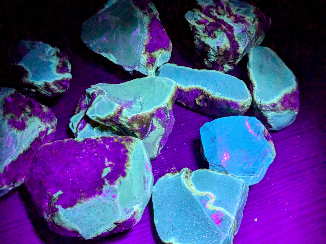 RARE Blue Amber Specimens - UV Reactive Fossilized Tree Sap - Etsy