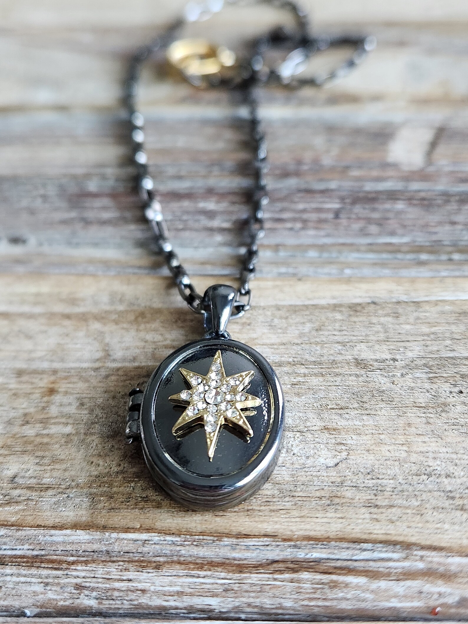 Locket With Star , Nickel and Gold , Locket With Rhinestone Star ...