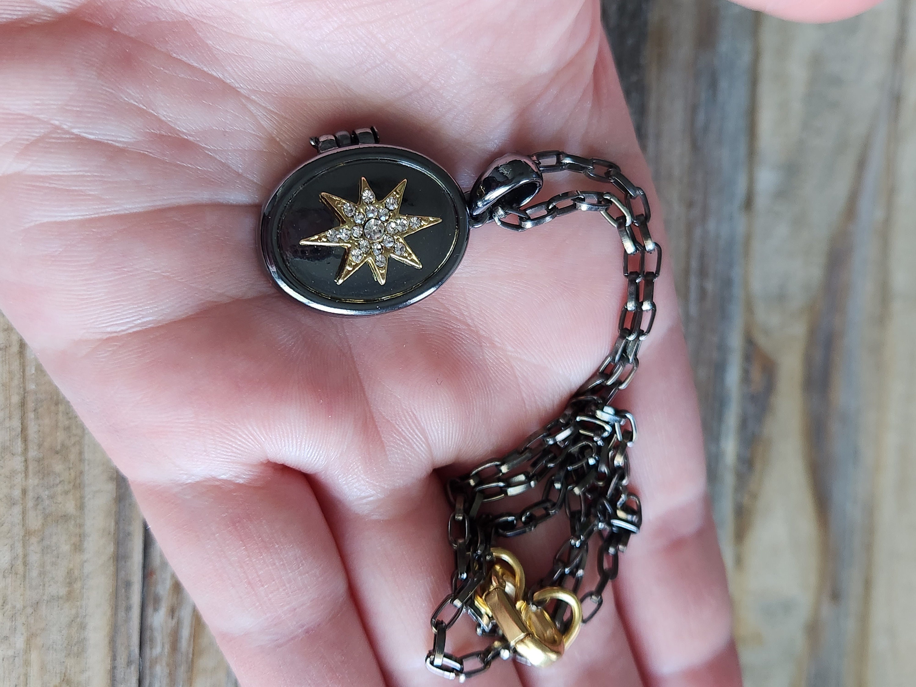 Locket With Star , Nickel and Gold , Locket With Rhinestone Star ...