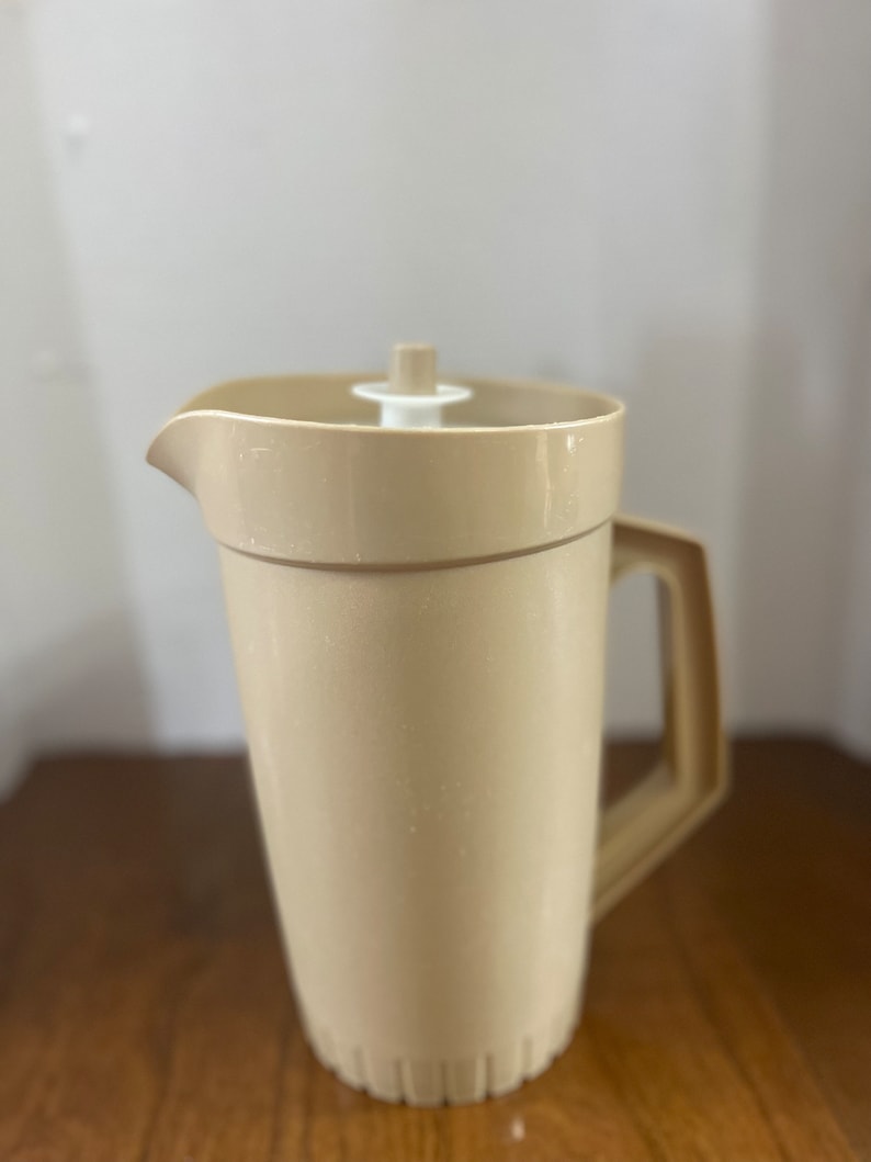 Retro Tupperware Pitcher Beige Brown Plastic Juice Jug 64 - Etsy