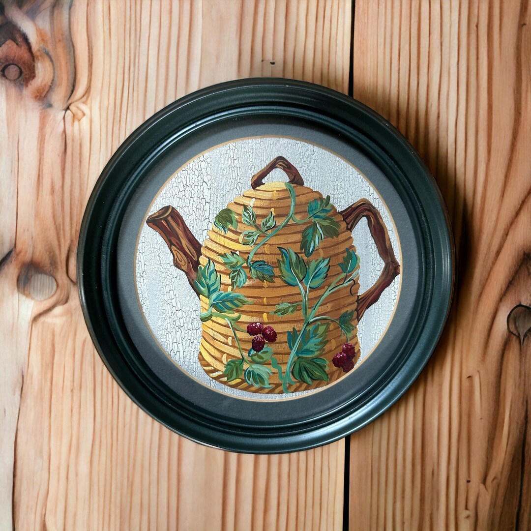 Vintage Honey Comb Tea Pot Print, Small Round Wall Decor, Cottagecore ...