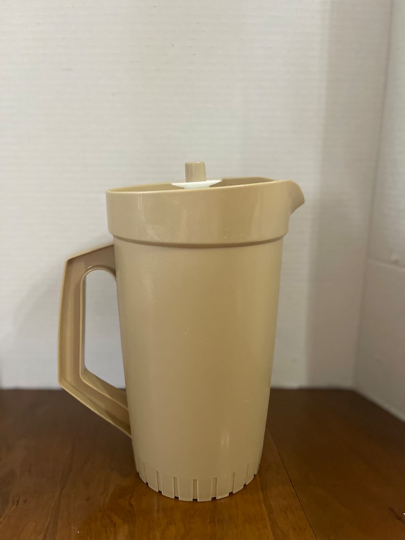 Retro Tupperware Pitcher Beige Brown Plastic Juice Jug 64 - Etsy