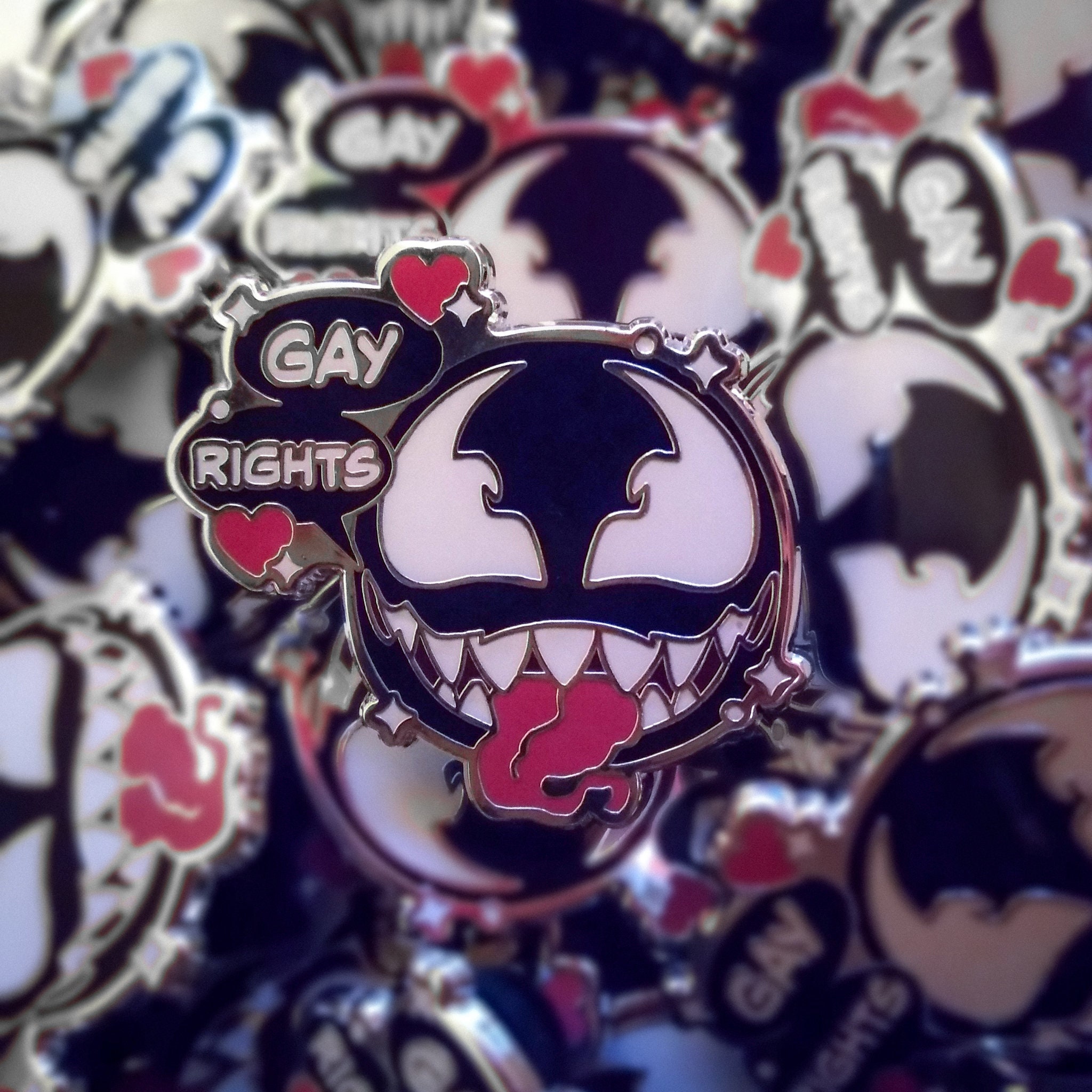 Venom Enamel Pin PRE-ORDER - Etsy