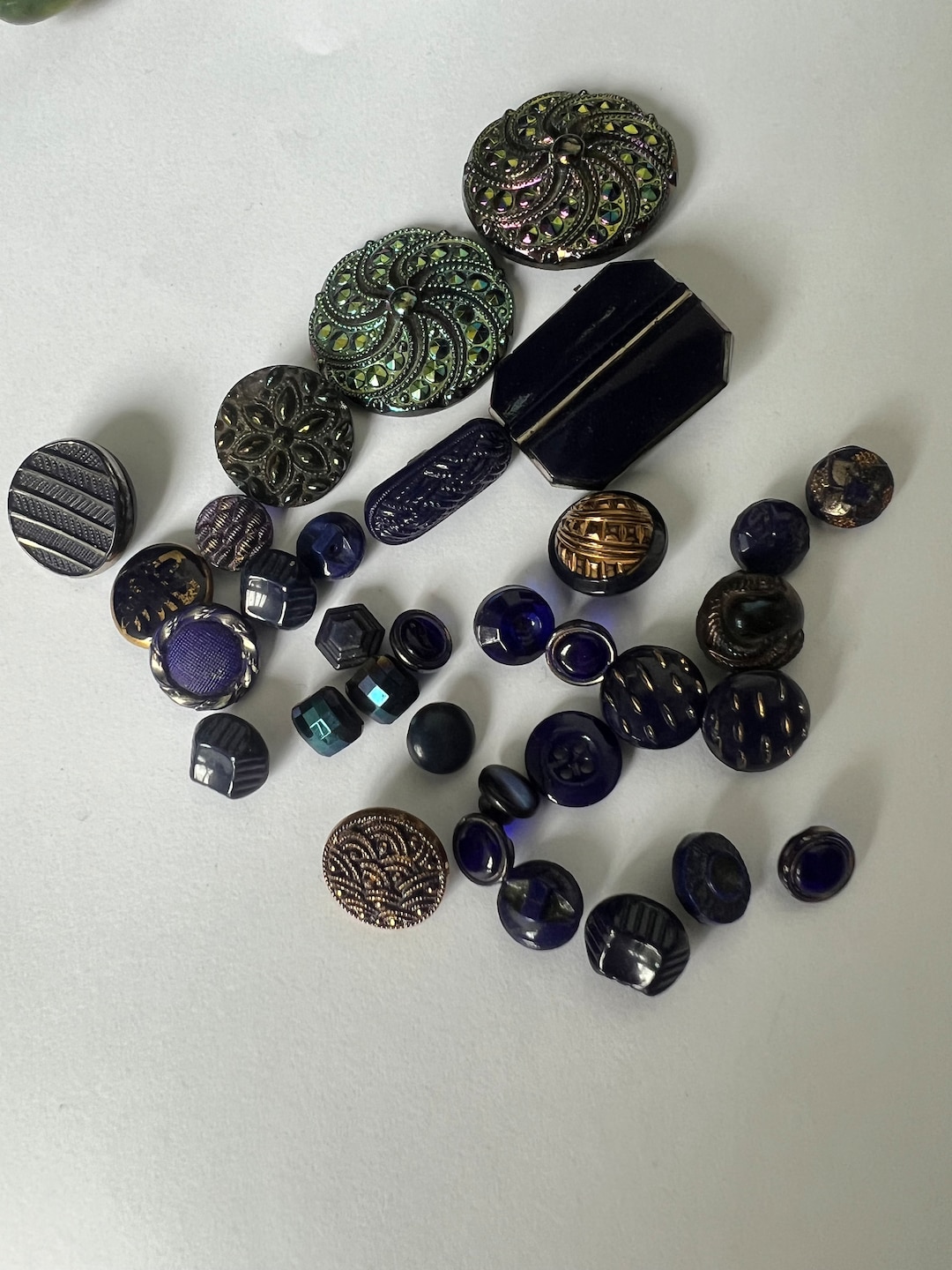 Antique Glass Victorian Era Button Lot Glass Antique Vintage Buttons 32 ...