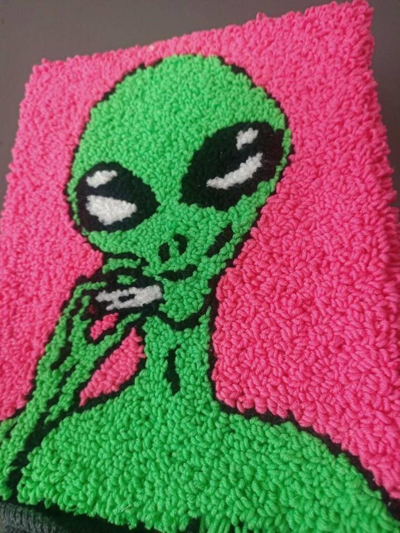 Smoking Alien Mini Wall Rug Alien With Cigarette Alien Punch - Etsy