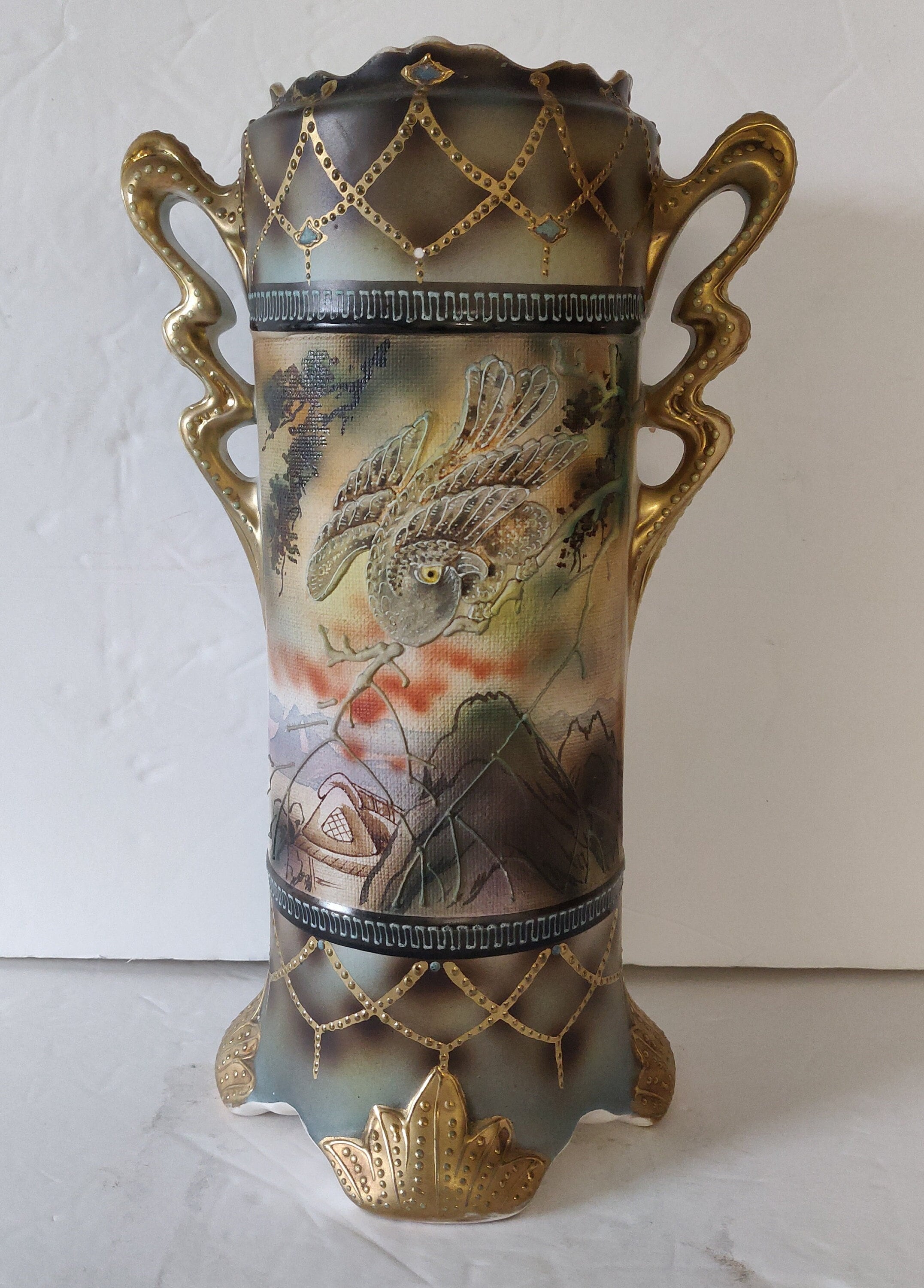 Royal Nippon Nishiki Tapestry Moriage Beading Hawk Bird Double Handled ...
