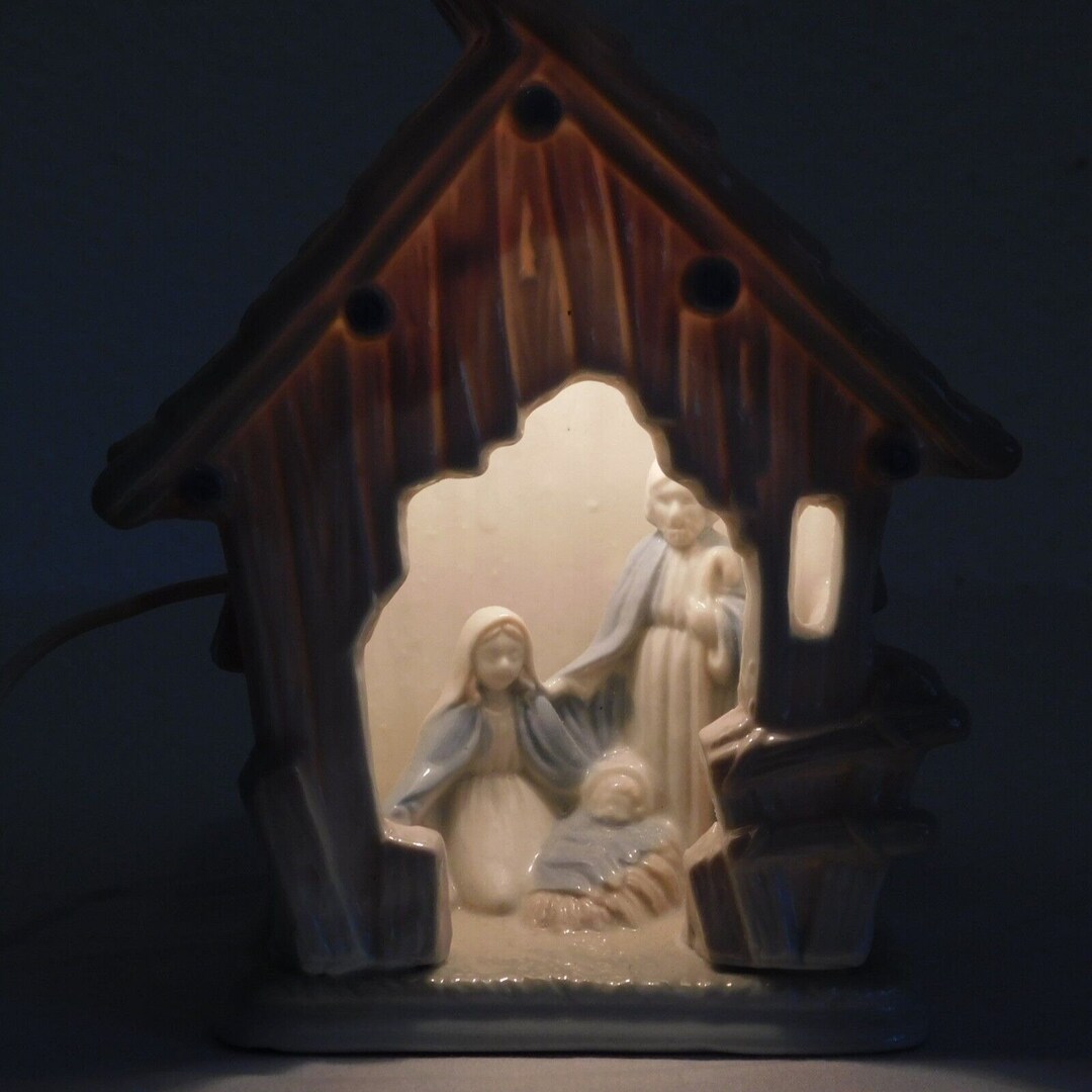 Nativity Scene Ceramic One Piece Light up Vintage Manger White Tan With ...