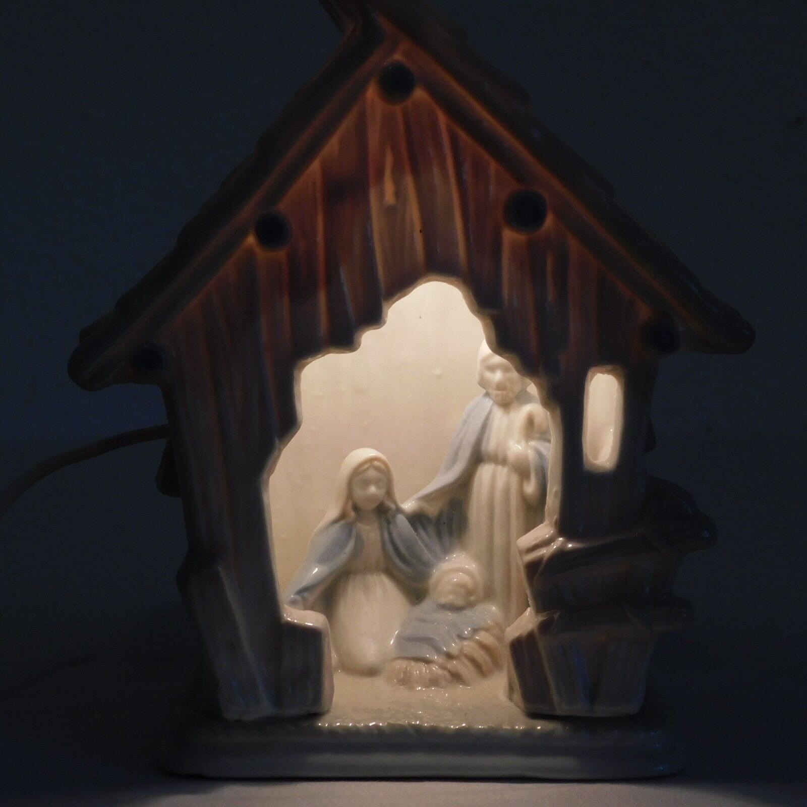 Nativity Scene Ceramic One Piece Light up Vintage Manger White Tan With ...