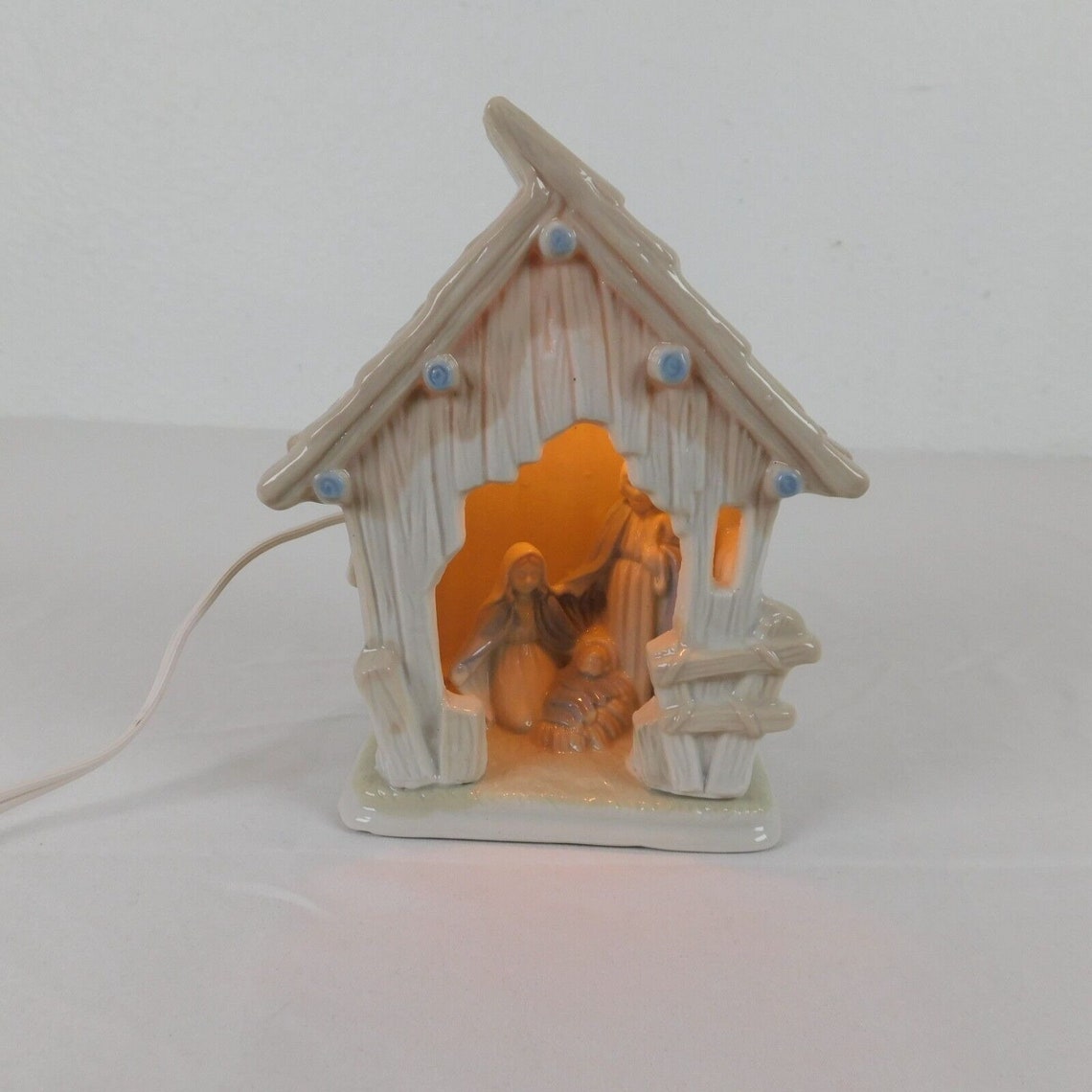 Nativity Scene Ceramic One Piece Light up Vintage Manger White Tan With ...