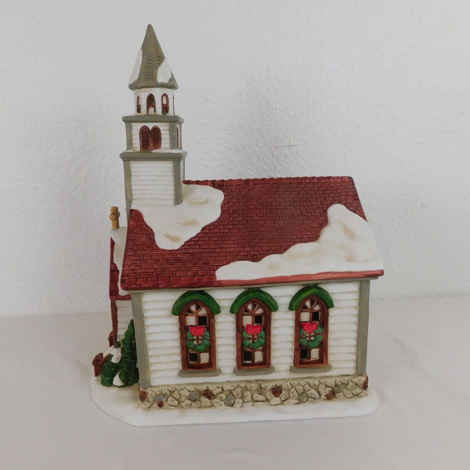 Mervyns Village Square Lighted St. George Chapel Christmas 1997 ...