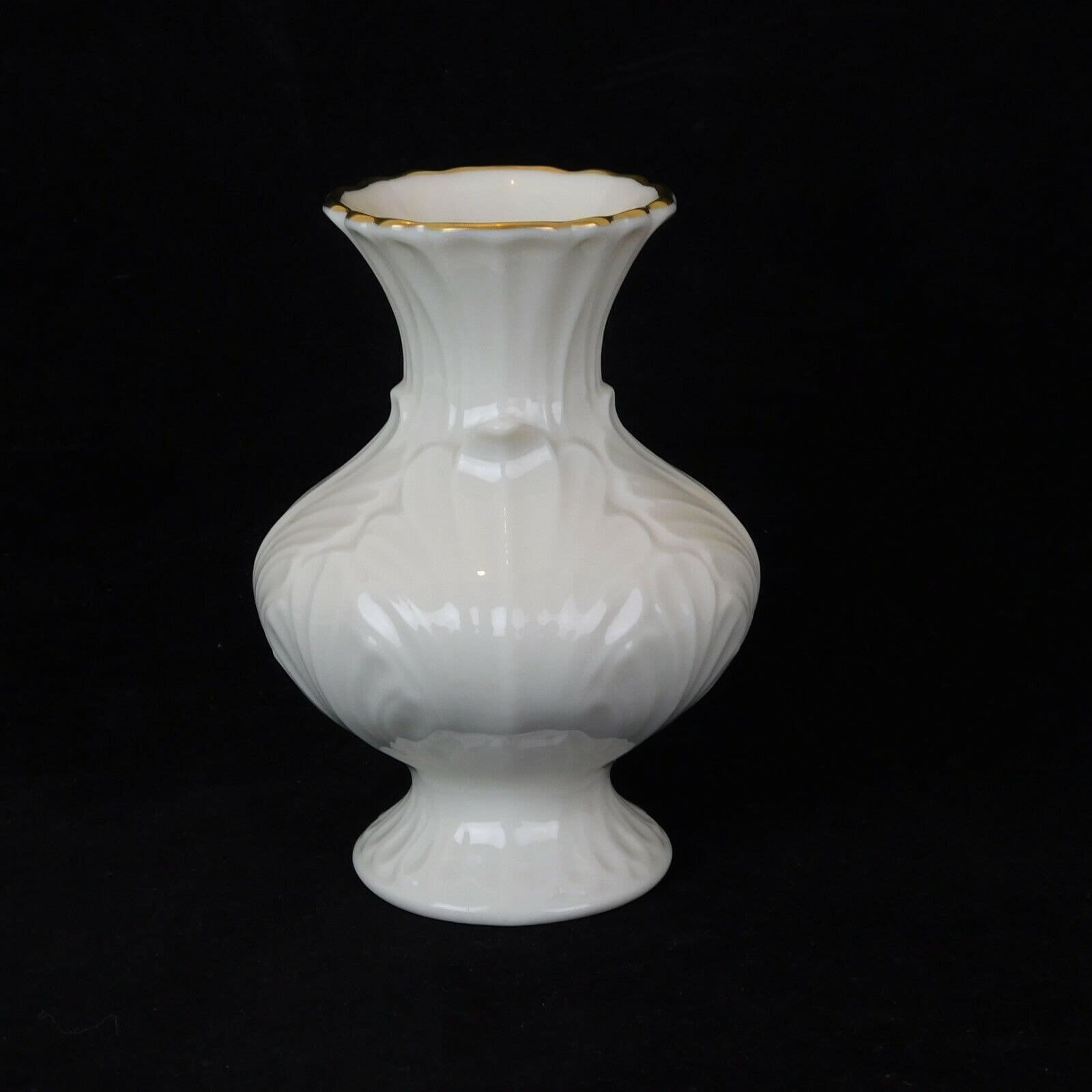 Lenox Elfin Collection Bud Vase Cream Color Tone 24k Gold Trim 4.25 ...