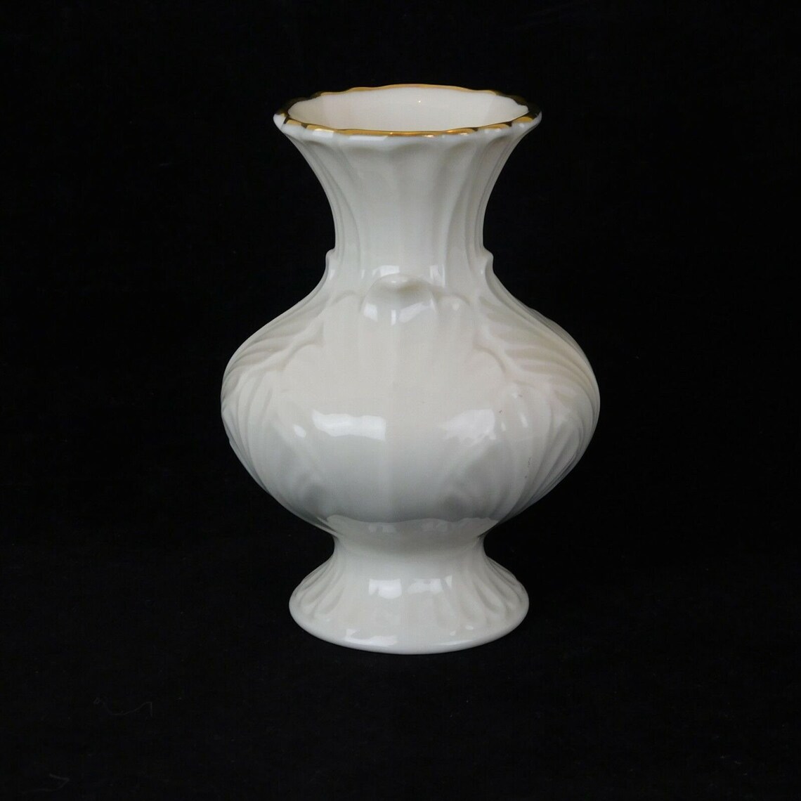 Lenox Elfin Collection Bud Vase Cream Color Tone 24k Gold Trim 4.25 ...
