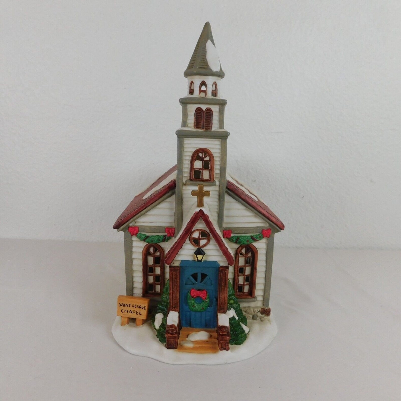 Mervyns Village Square Lighted St. George Chapel Christmas 1997 ...